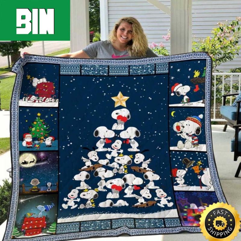 Snoopy Christmas Gift 2023 Funny Snoopy And Snowflake Pattern Blanket ...